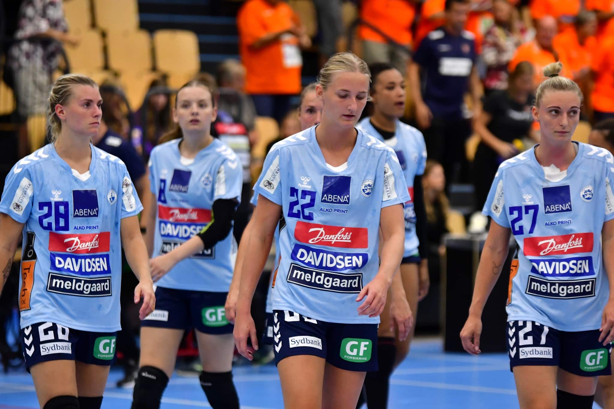 SønderjyskE blev straffet af veloplagt Ikast-hold - SønderjyskE